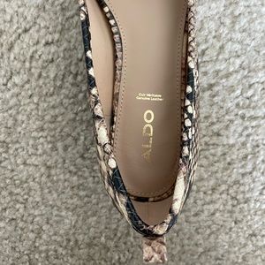 Aldo | Shoes | Aldo Faux Snakeskin Flats | Poshmark